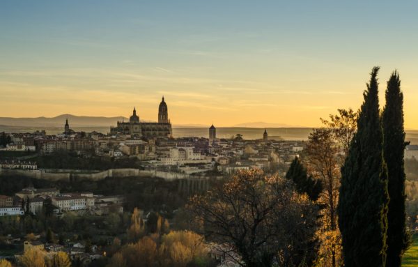 ¿Dónde se come el mejor cochinillo de España? - El Cochinillo Segoviano ...